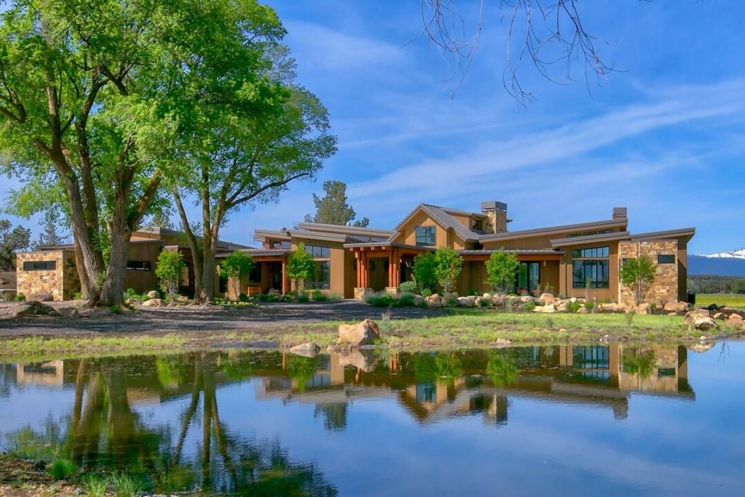 4-Bedroom 1-Story Hill Country Ranch Home with Vaulted Great Room ...